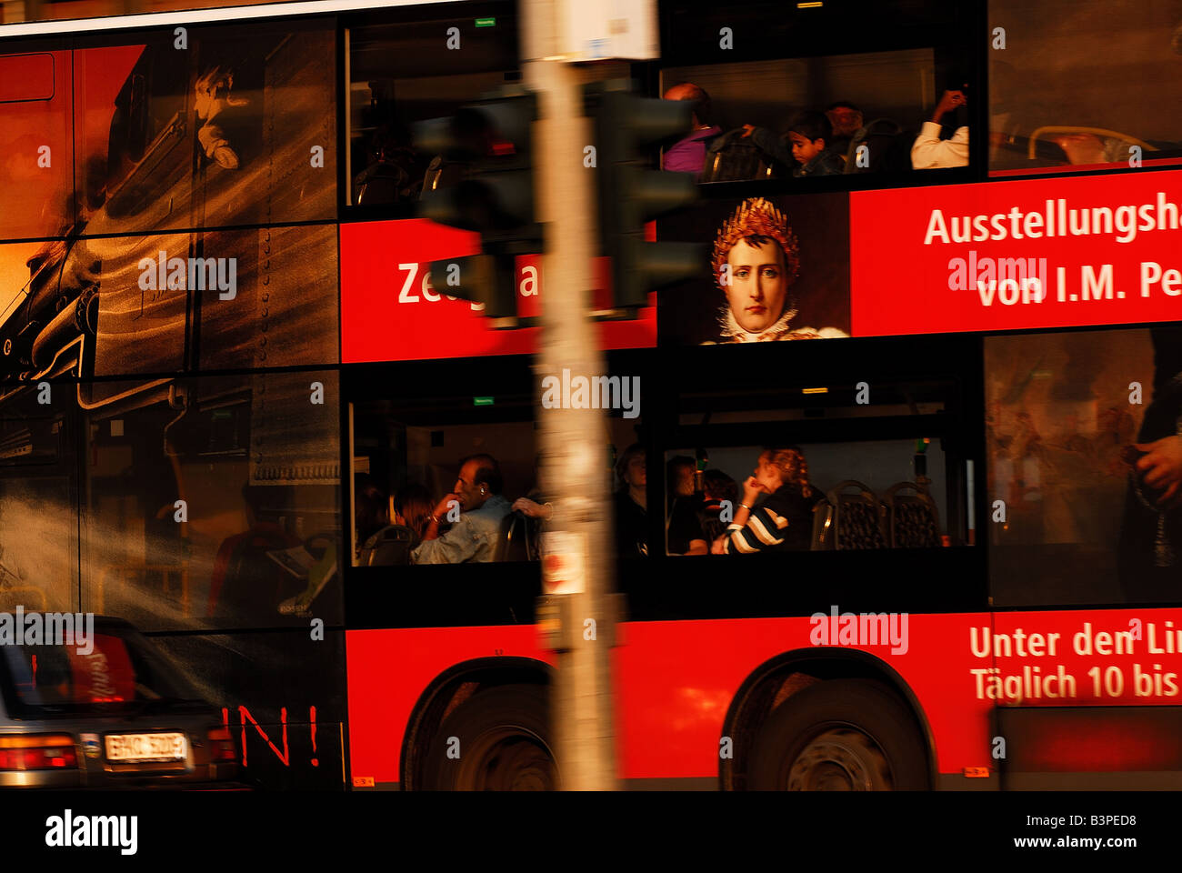 Berlin bus hi-res stock photography and images - Alamy