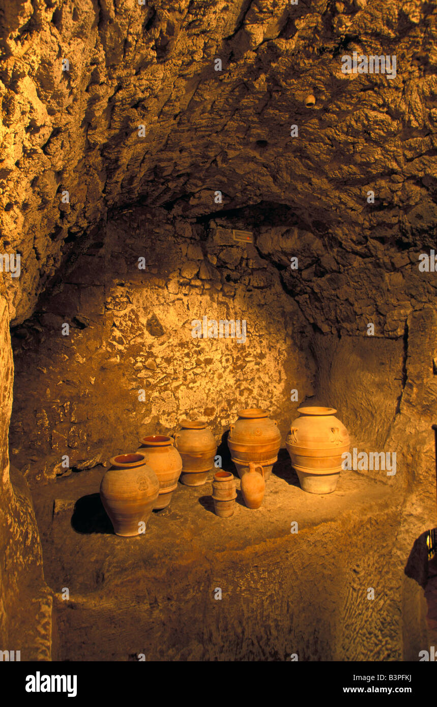 Escavation, Pozzo della Cava, Orvieto Underground, Orvieto, Umbria ...