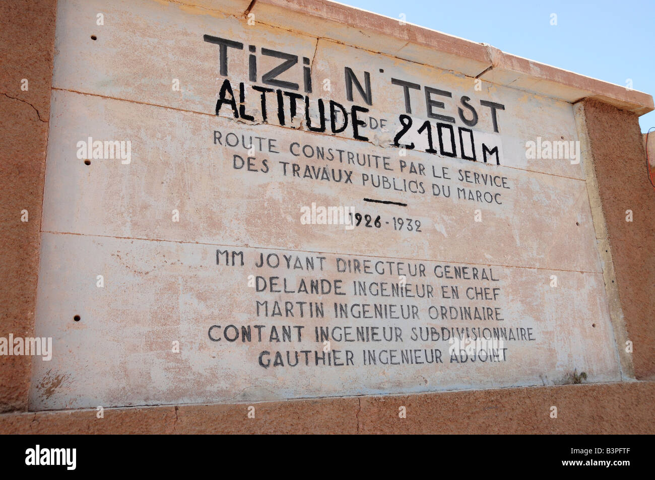 Sign "Tizi-n-Test-Pass 2100 m", at the Tizi-n-Test-Pass, High Atlas ...