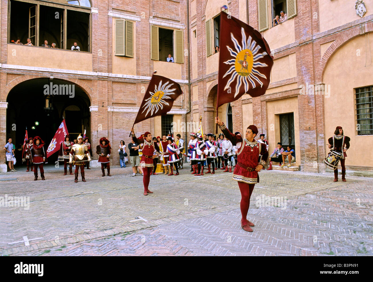 Palio horse race banners hi-res stock photography and images - Alamy