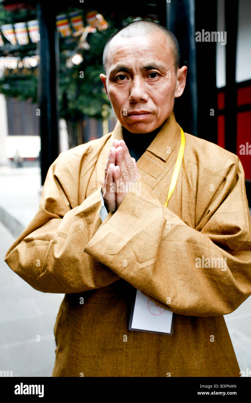 The chinese robe hi-res stock photography and images - Alamy