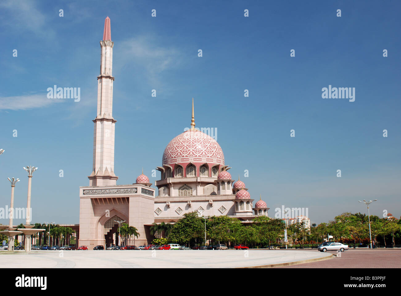 Islamic architecture dome hi-res stock photography and images - Alamy