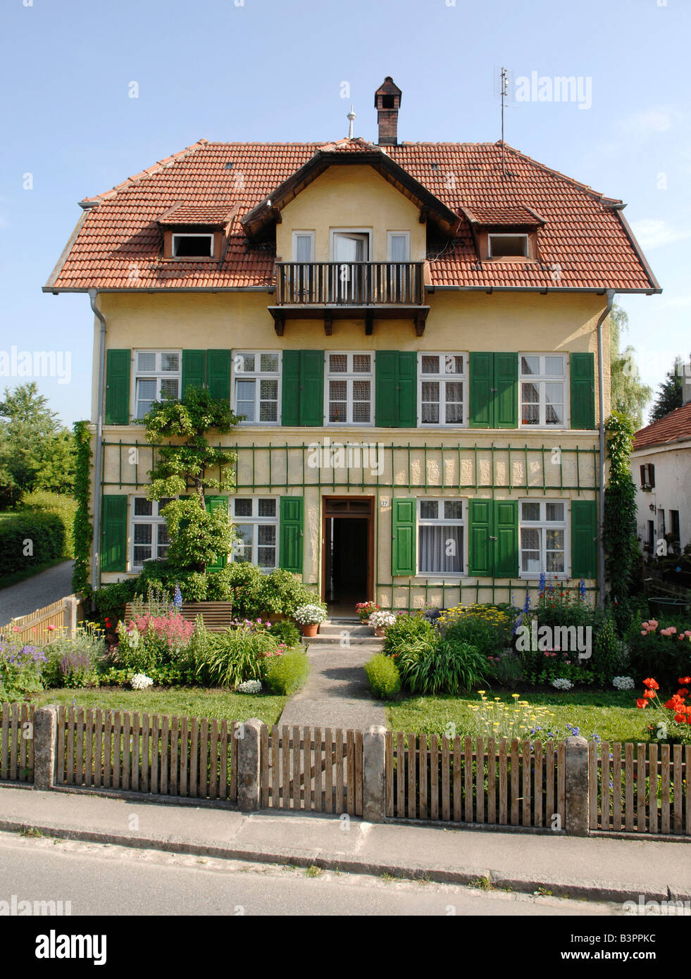 Old homesteads hi-res stock photography and images - Alamy