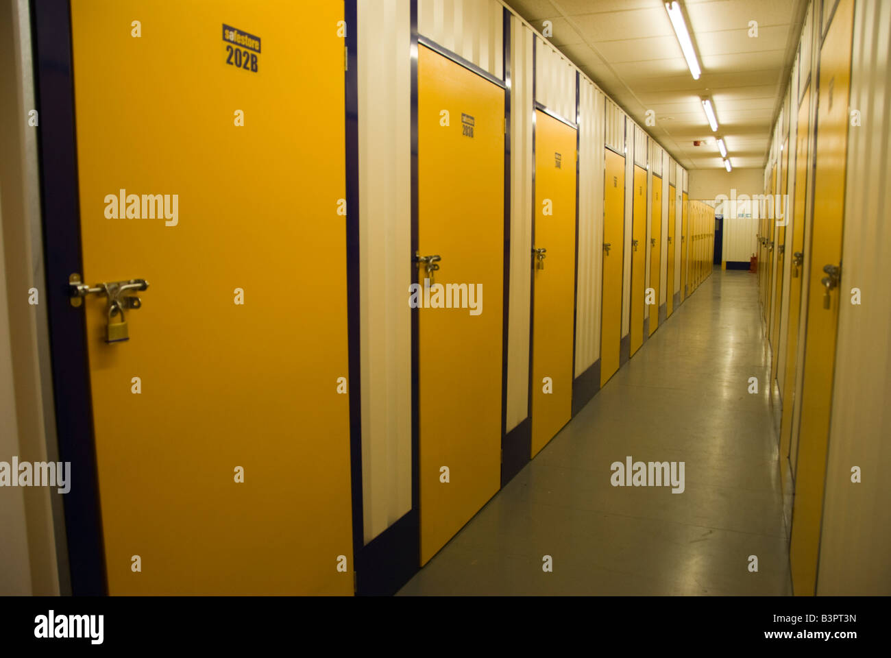 Interior of lock up storage facility Stock Photo - Alamy
