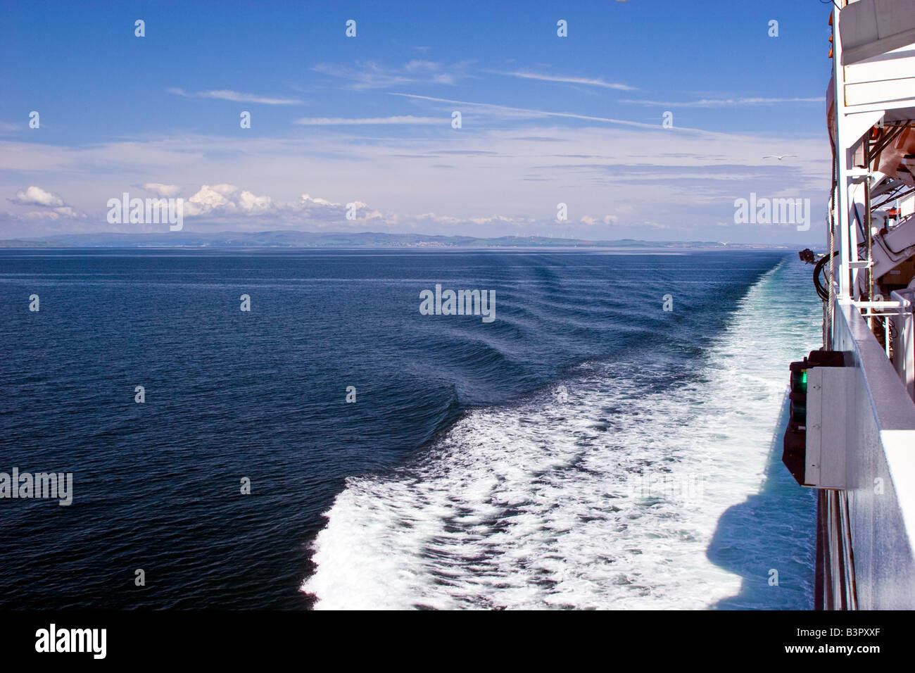 The Caledonian MacBrayne ferry from Ardrossan to Brodick on the Isle of ...