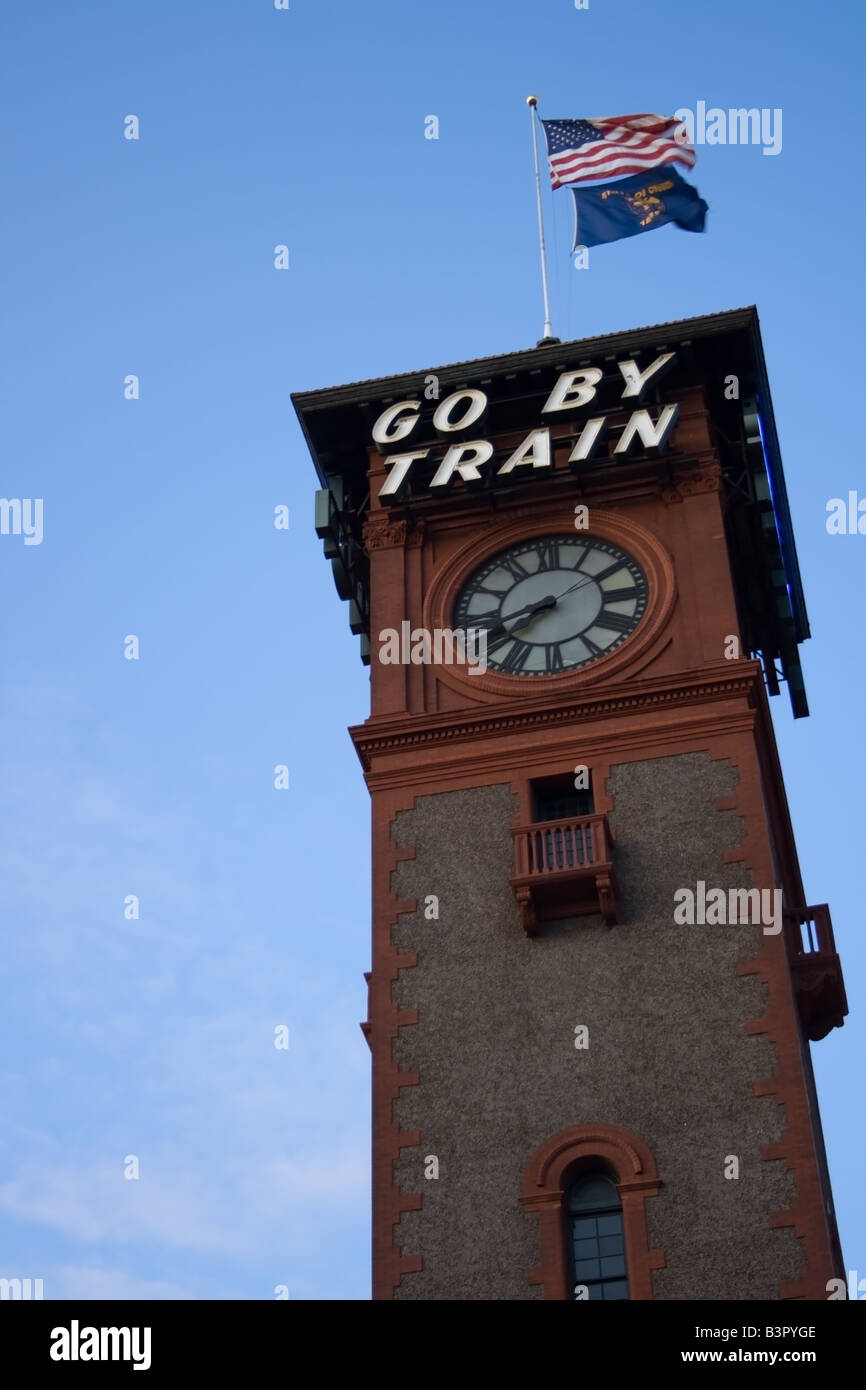 Train station clock tower hi-res stock photography and images - Alamy