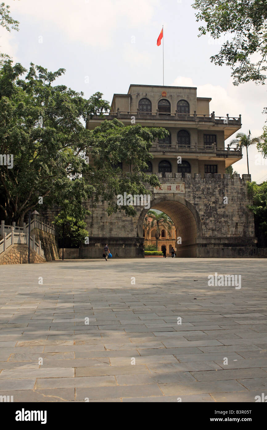 Friendship Gate border crossing between Vietnam and China Stock Photo ...