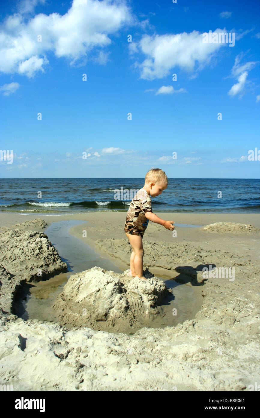 Jantar village hi-res stock photography and images - Alamy