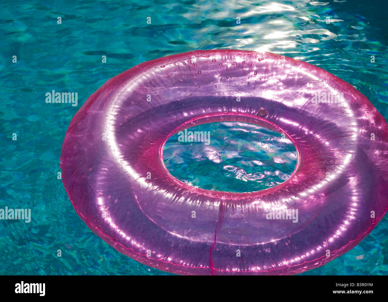 Floating in a circle hi-res stock photography and images - Alamy