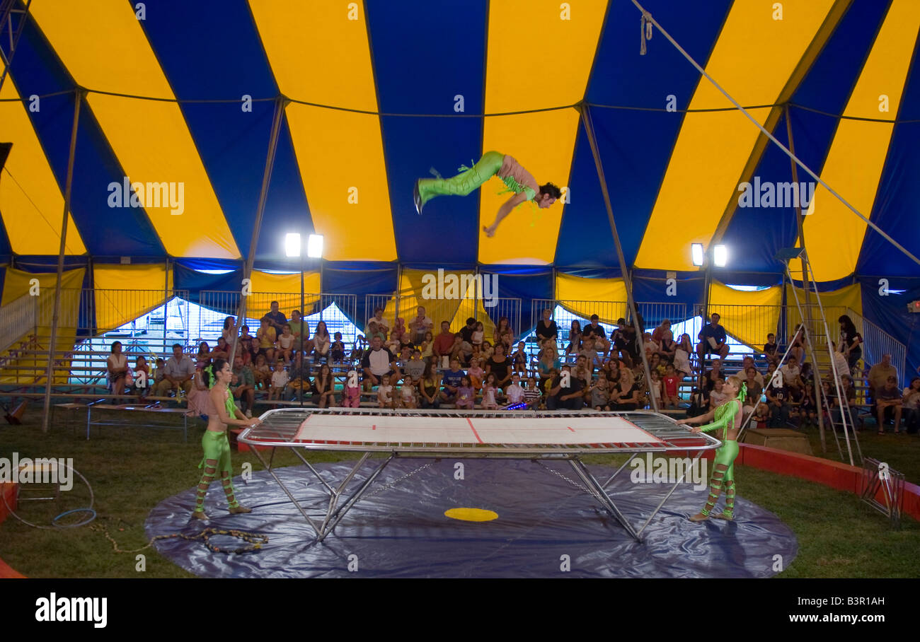 Circus trampoline hi-res stock photography and images - Alamy