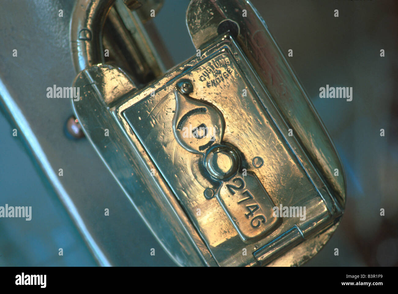 Old Vintage Custom & Excise polished numbered 2746 brass Lock. Padlock ...