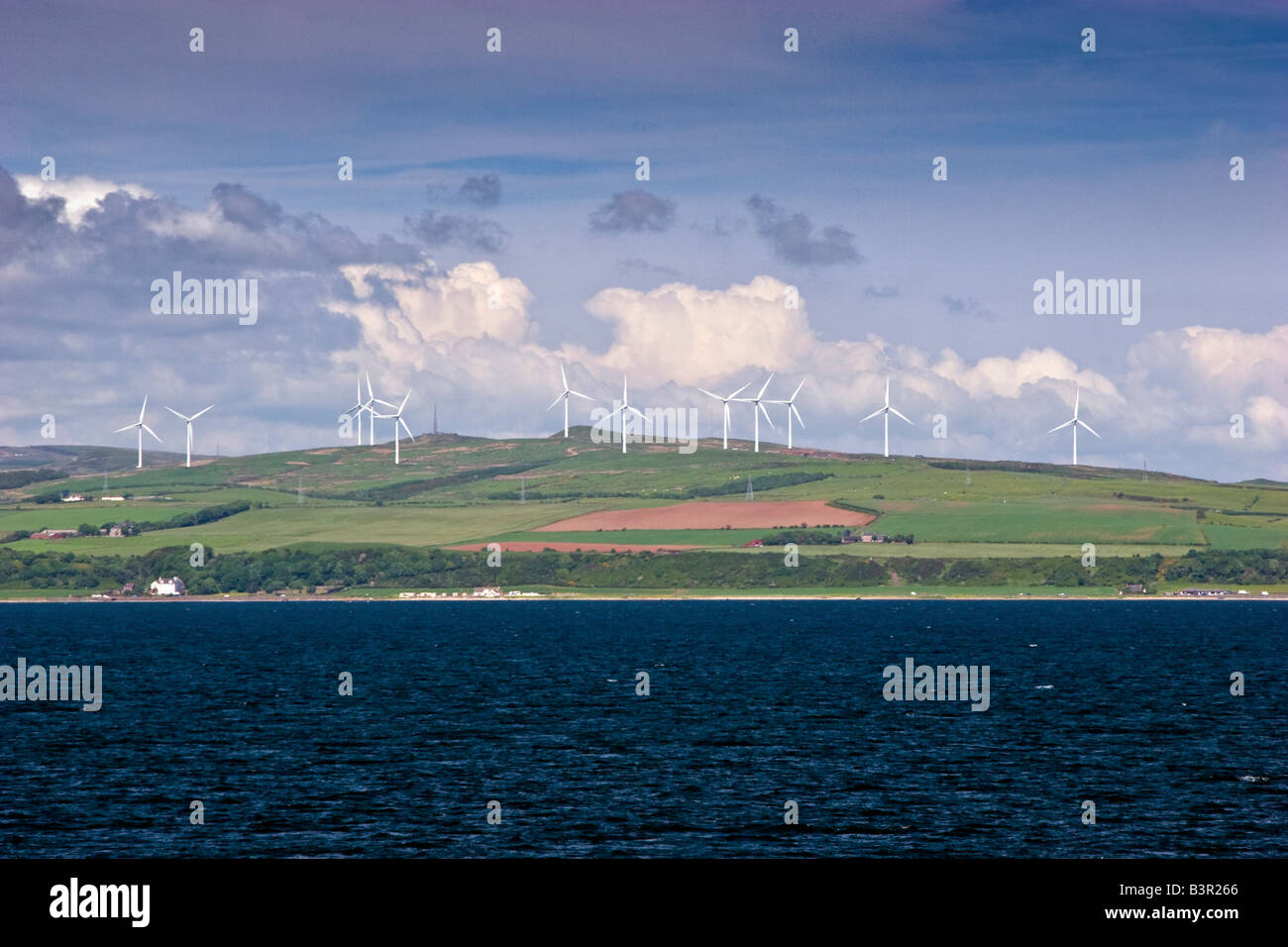 Revenue generators hi-res stock photography and images - Alamy