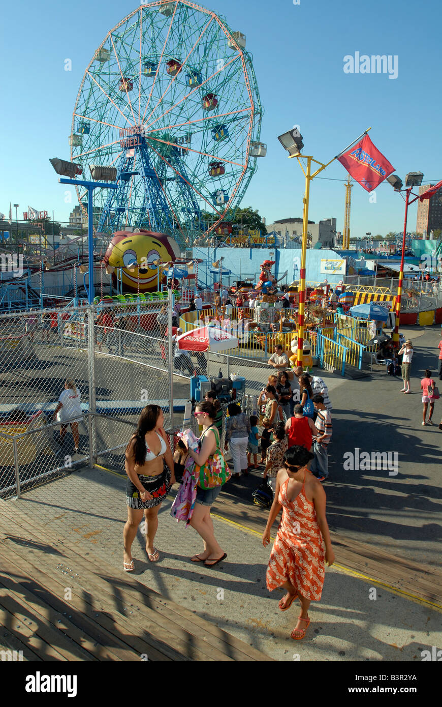 Visitors to Astroland in Coney Island celebrate the end of summer on ...