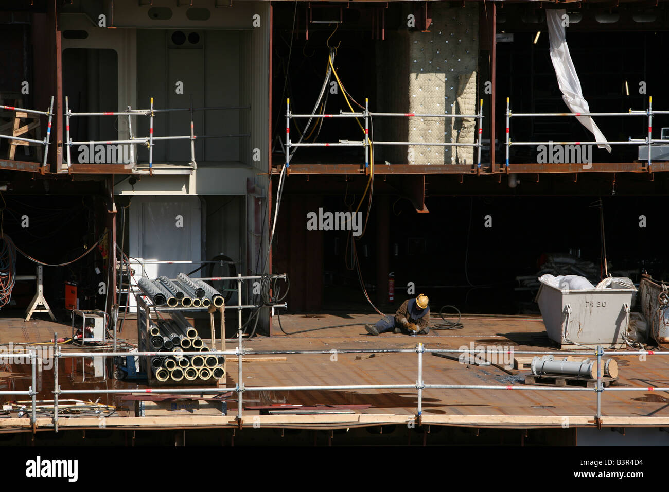 Boat being built on hi-res stock photography and images - Alamy
