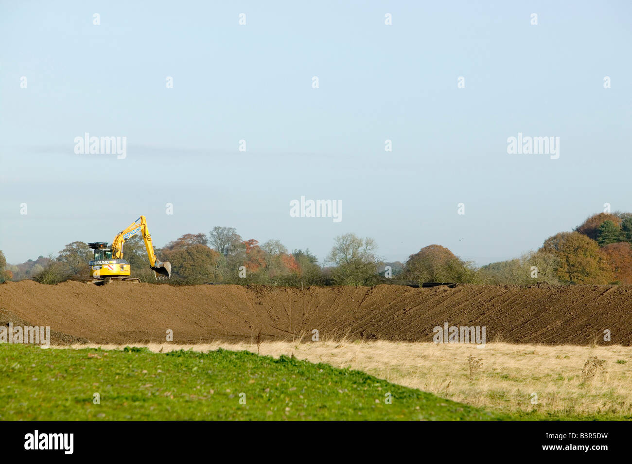 Building flood defences after the floods in Carlisle Cumbria UK Stock ...