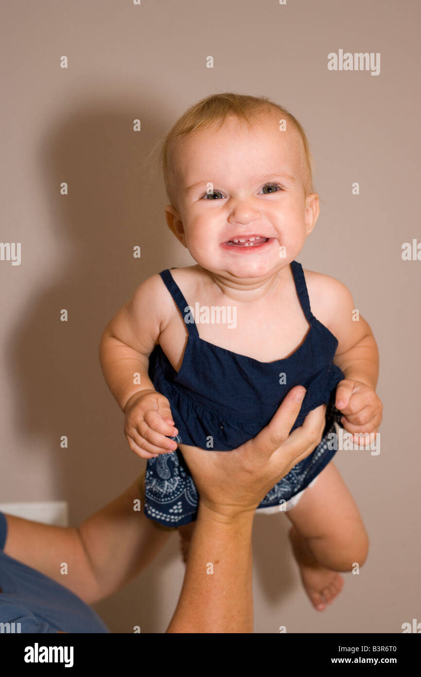 Lifting up dress hi-res stock photography and images - Alamy