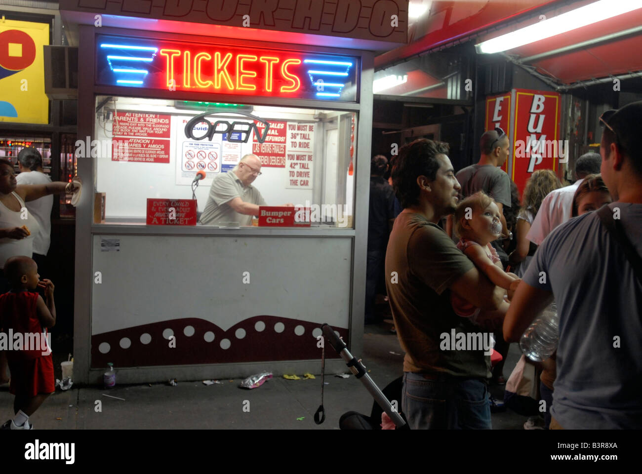 Amusement park ticket booth hi-res stock photography and images - Alamy