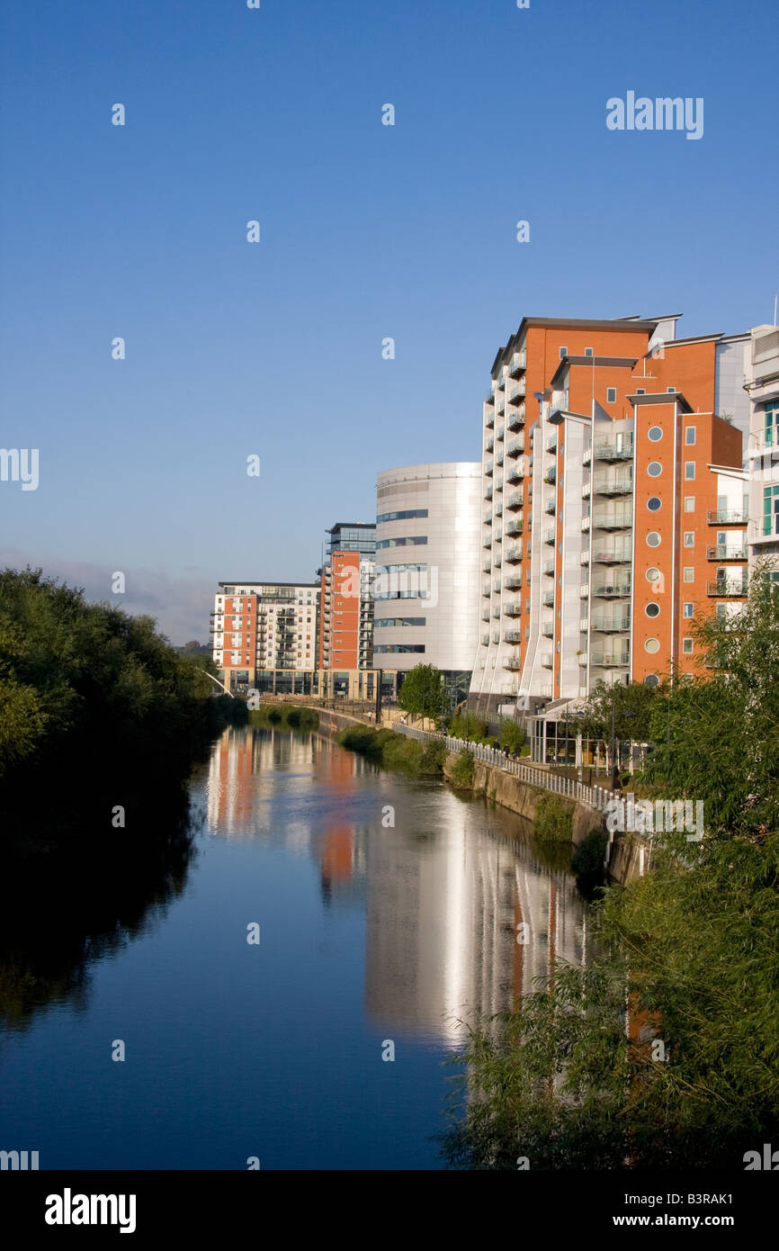 Quay central apartments hi-res stock photography and images - Alamy