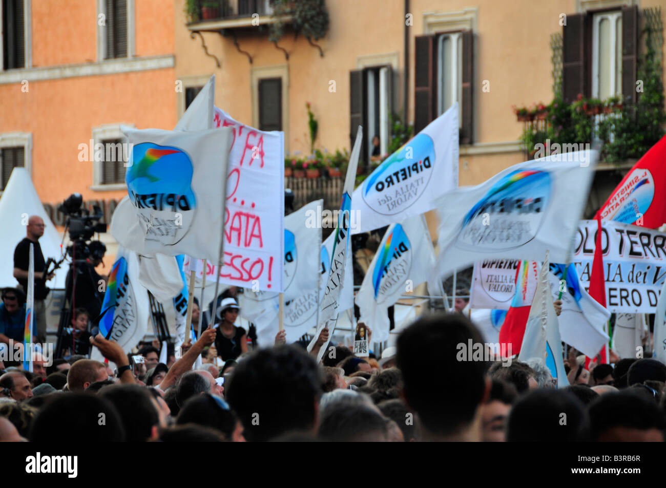 italian demonstration against the government. Rome, Italy Stock Photo ...