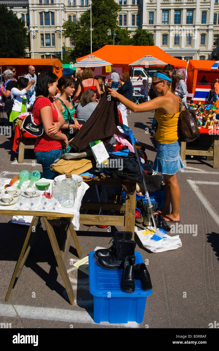 Shopping helsinki hi-res stock photography and images - Alamy
