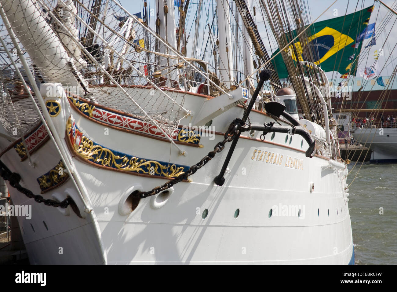The Brazilian sailing ship the Cisne Branco at the Tall Ships race in ...