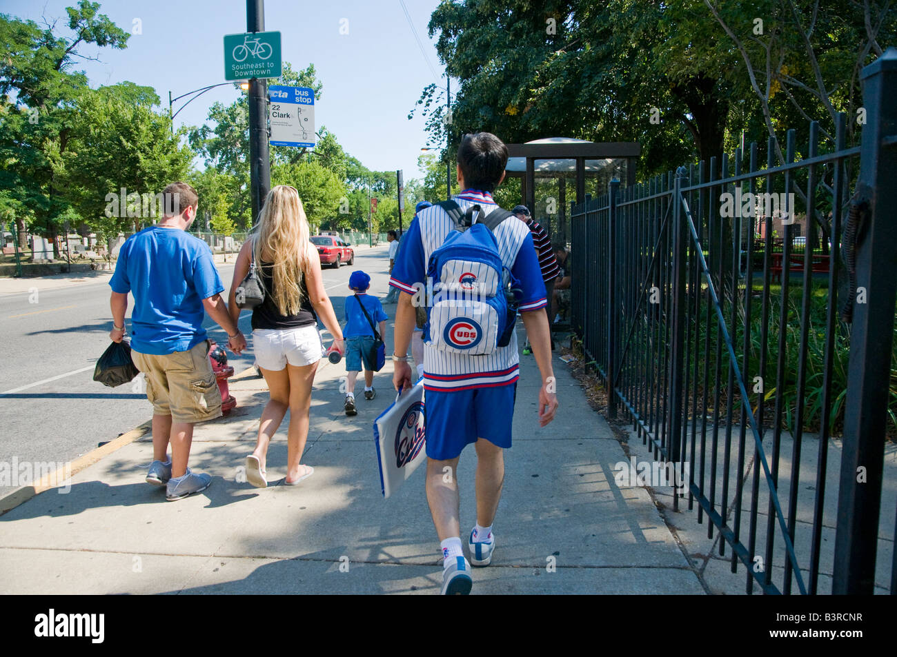 Chicago cubs fans hi-res stock photography and images - Alamy