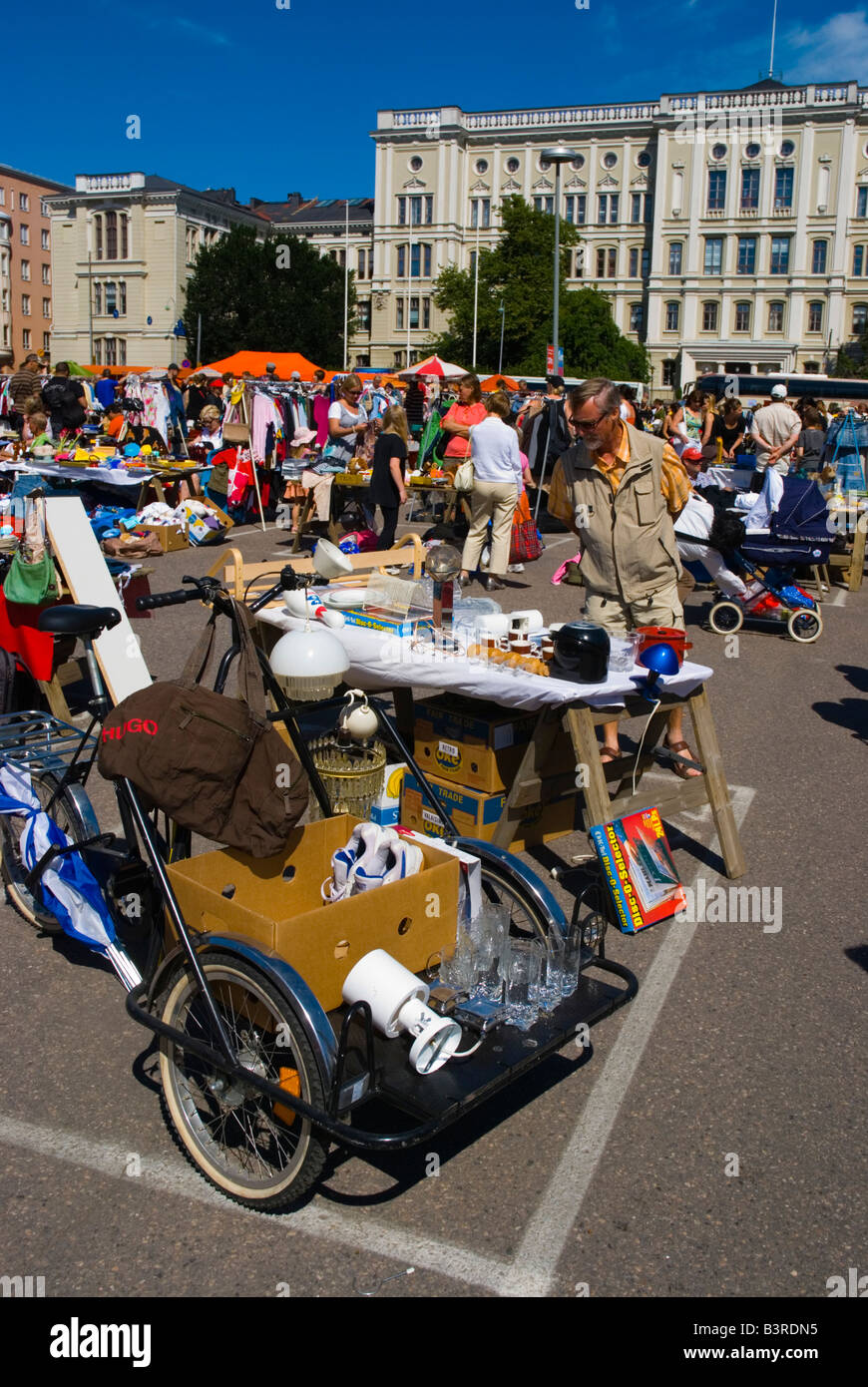 Flea market in helsinki hi-res stock photography and images - Alamy