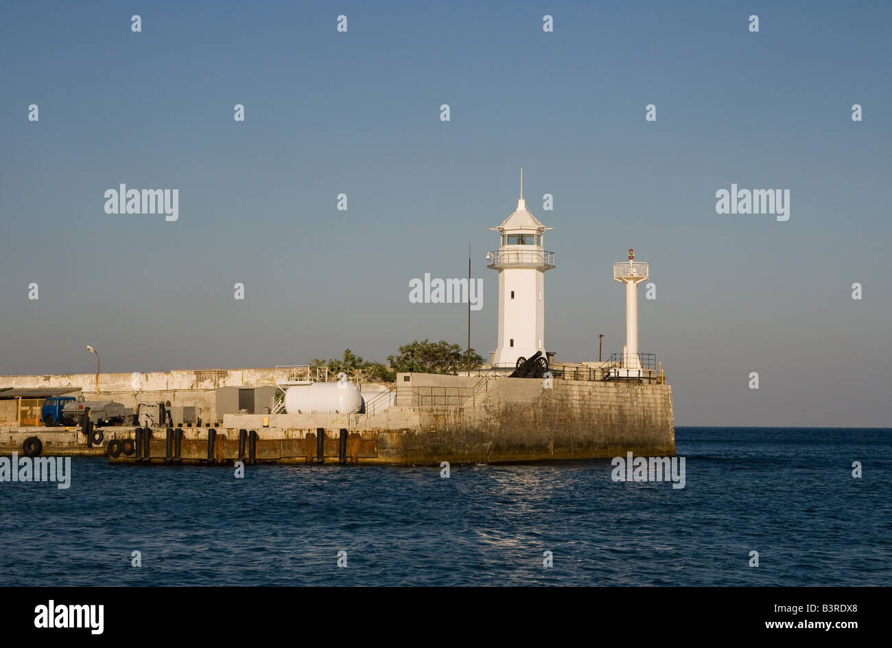 White stone beacon hi-res stock photography and images - Alamy