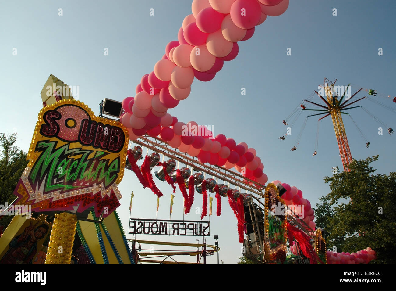Fairground balloons event hi-res stock photography and images - Alamy