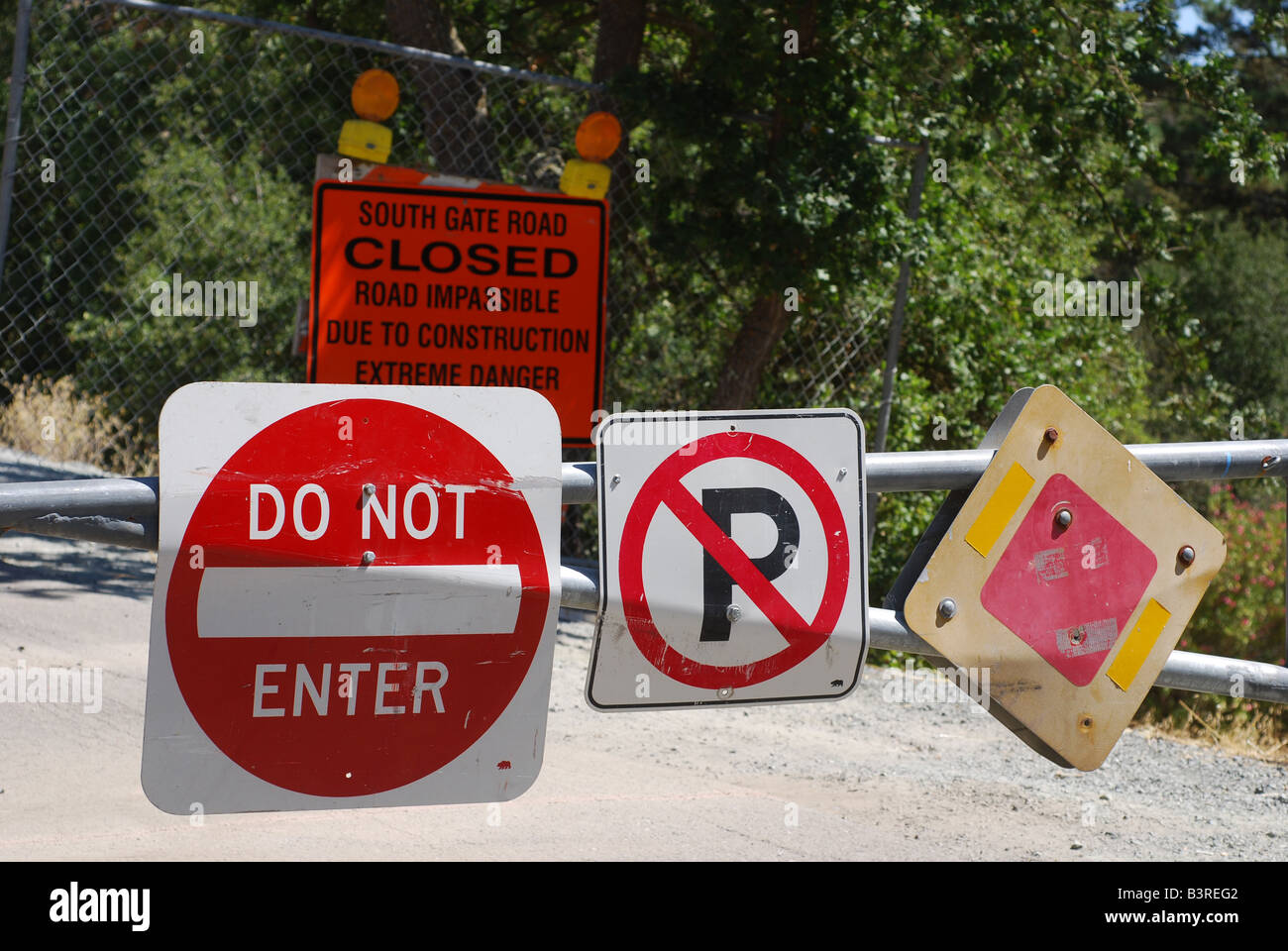 Fence Gate Closure High Resolution Stock Photography and Images - Alamy