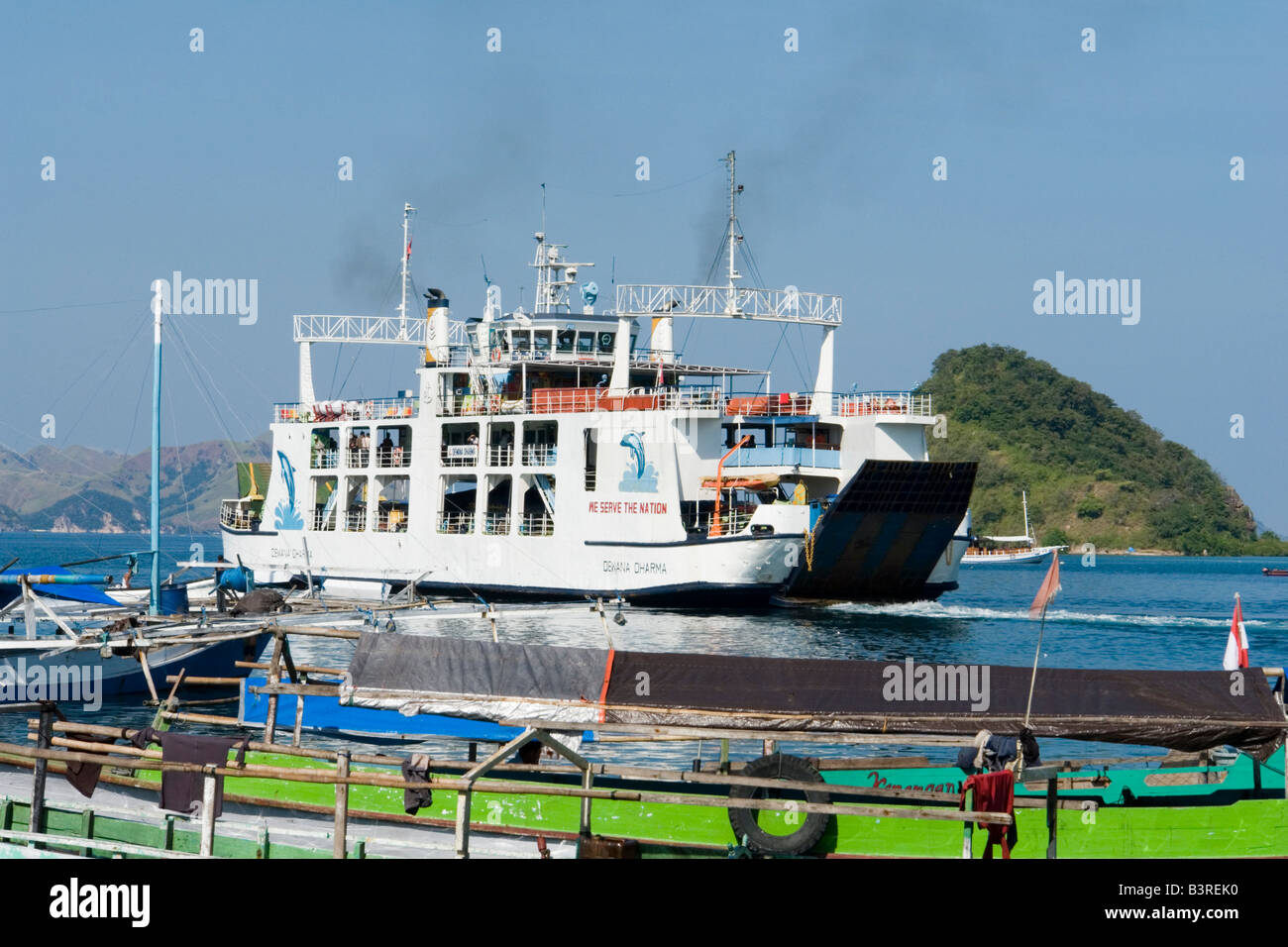 A Ferry departure from Labuanbajo harbour (Flores - Indonesia). Le ...