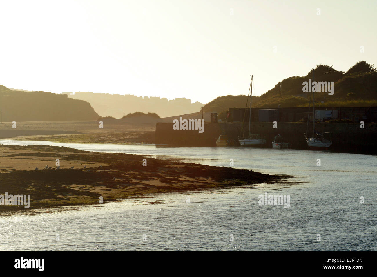 Hayle river hi-res stock photography and images - Alamy