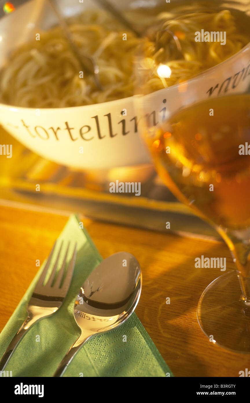 RESTAURANT TABLE SETTING WITH PASTA Stock Photo - Alamy