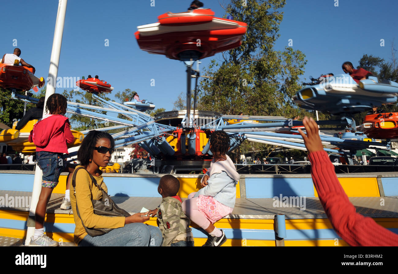 Indian rides at fun fair hi-res stock photography and images - Alamy