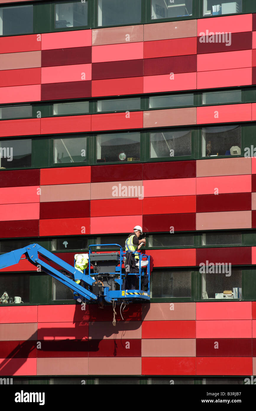 Builders workmen building construction site hi-res stock photography ...