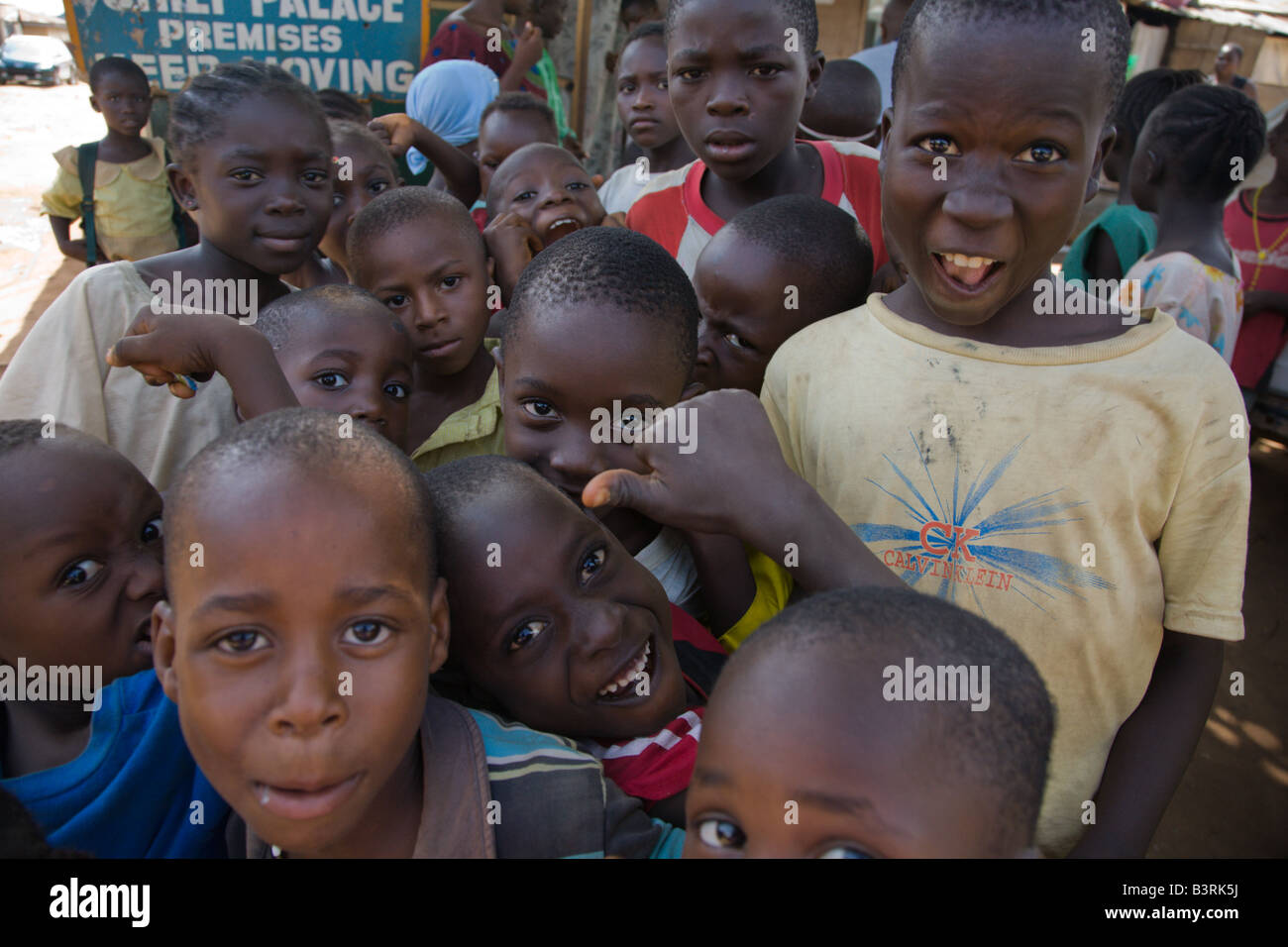 African tribal chief hi-res stock photography and images - Alamy