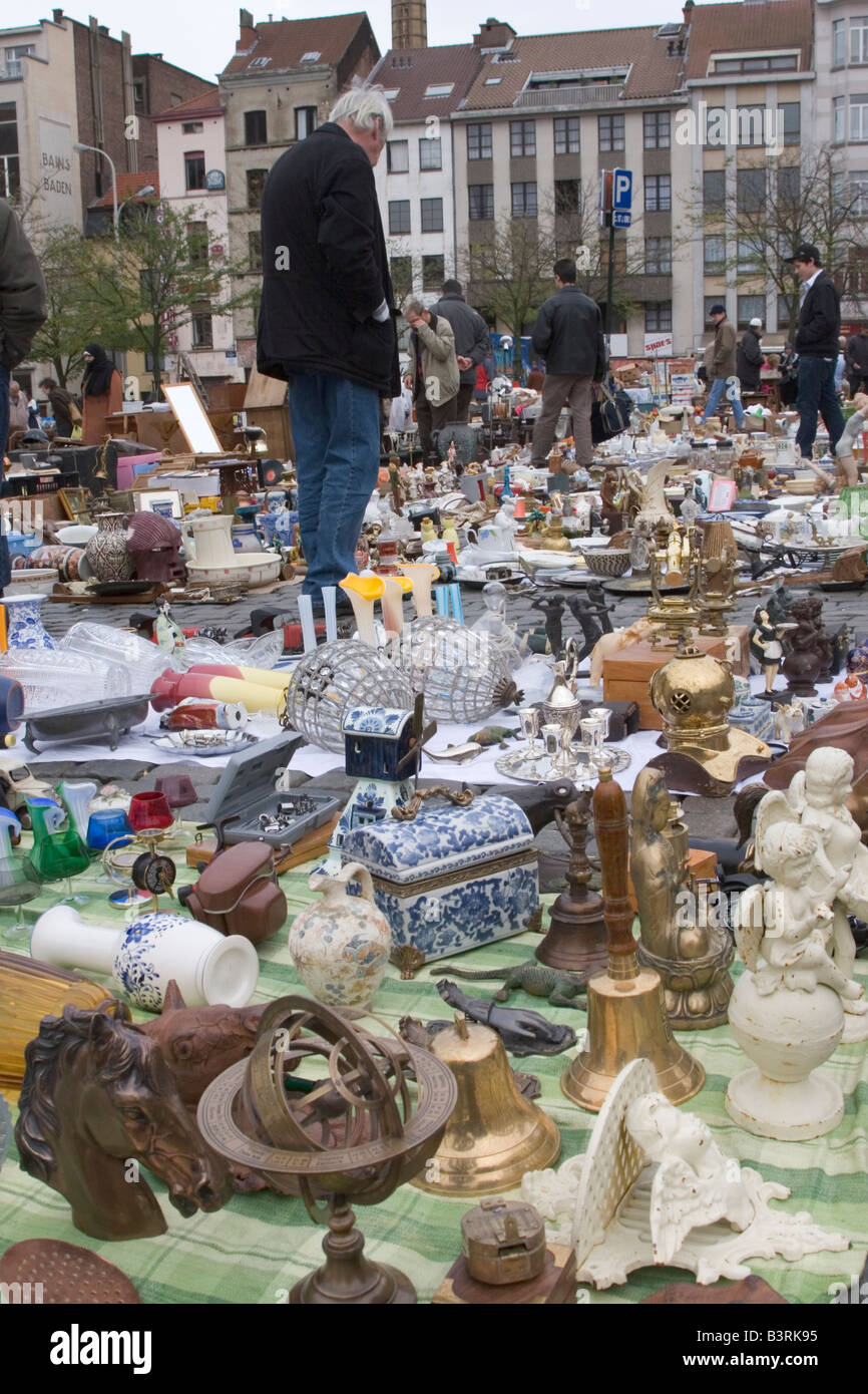 Brussels marolles flea market on place hi-res stock photography and ...