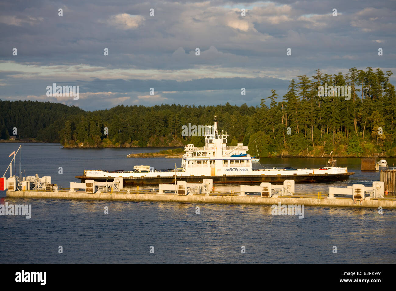 Mayne Queen of Cumberland ferry boat leaving Swartz Bay, Vancouver ...