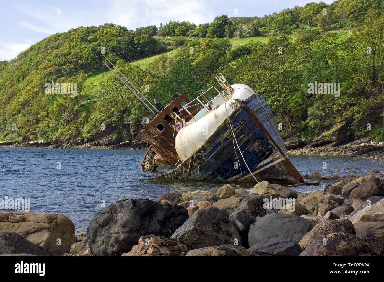Shipwreck scotland hi-res stock photography and images - Alamy