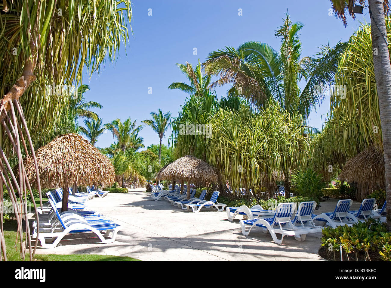 Entrance to a luxury resort swimming pool area Stock Photo - Alamy