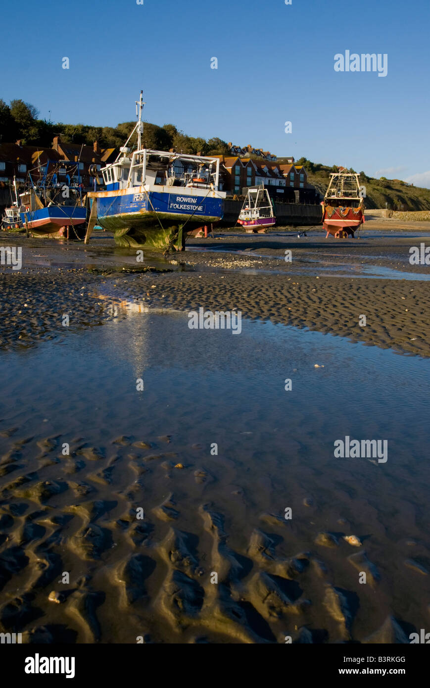 Europe UK england kent folkstone harbour Stock Photo - Alamy