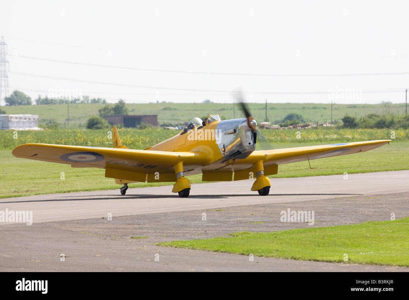 Miles hawk hi-res stock photography and images - Alamy