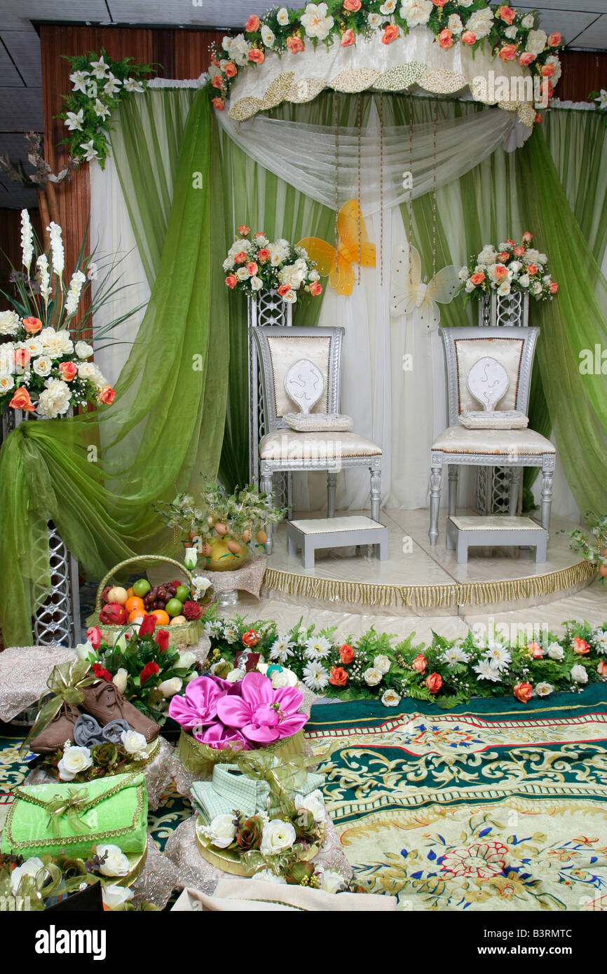 Traditional Malay wedding dais in Terengganu, Malaysia Stock Photo - Alamy