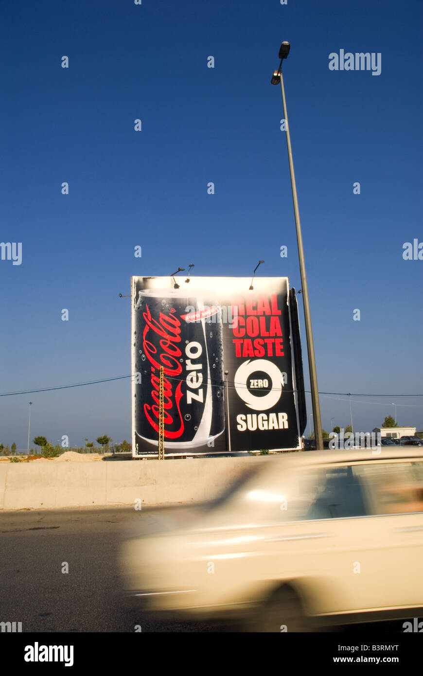 Real coca cola hi-res stock photography and images - Alamy