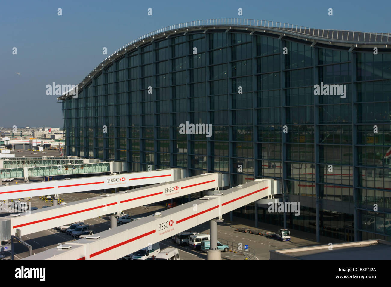 Heathrow airport terminal 5 hi-res stock photography and images - Alamy