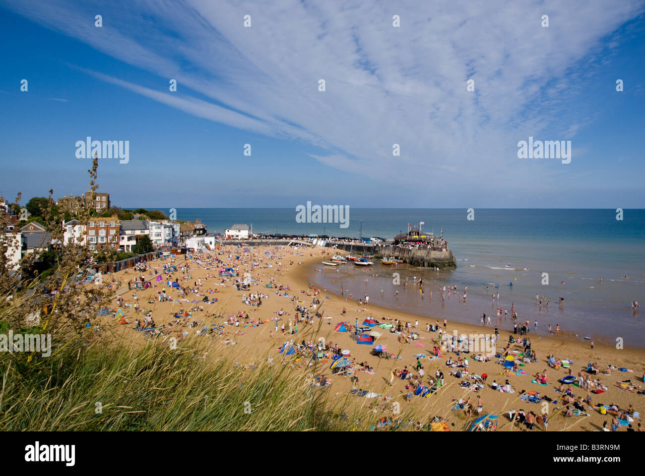 Europe UK england kent broadstairs 2007 beach viking bay Stock Photo ...