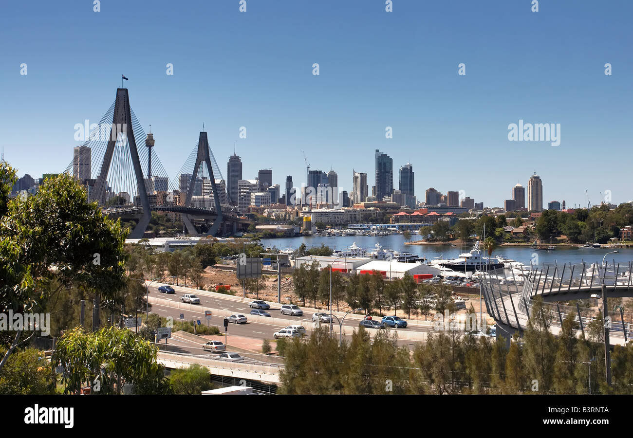 Anzac bridge sydney skyline hi-res stock photography and images - Alamy