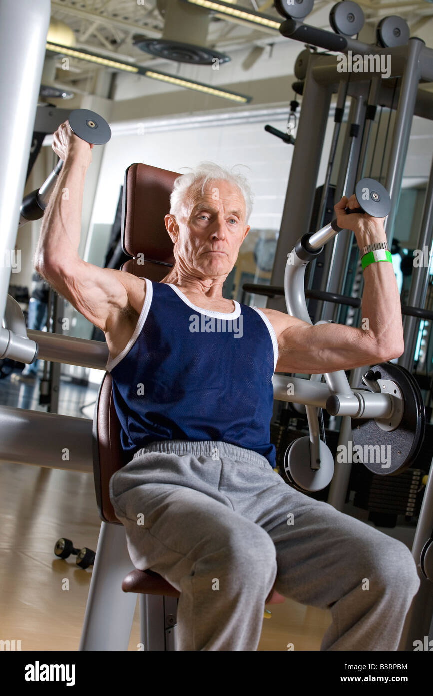Physically fit senior hi-res stock photography and images - Alamy