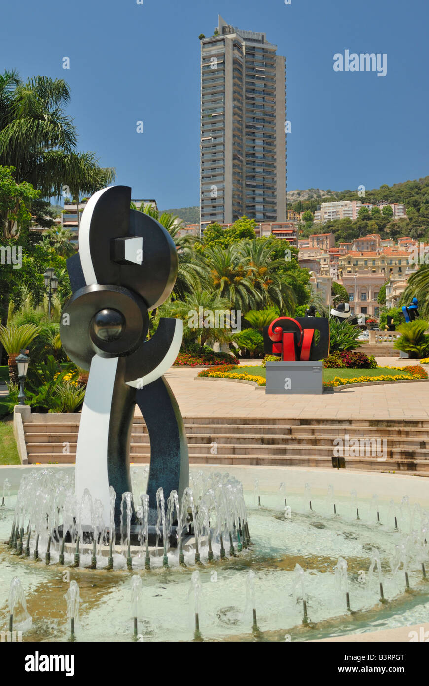 Park with fountains and modern sculptures in Monte Karlo Monaco Stock ...