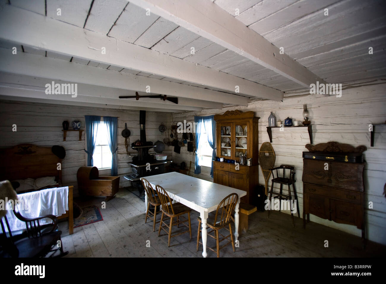 Interior of old fashioned cabin, Fort Edmonton, Alberta, Canada Stock ...